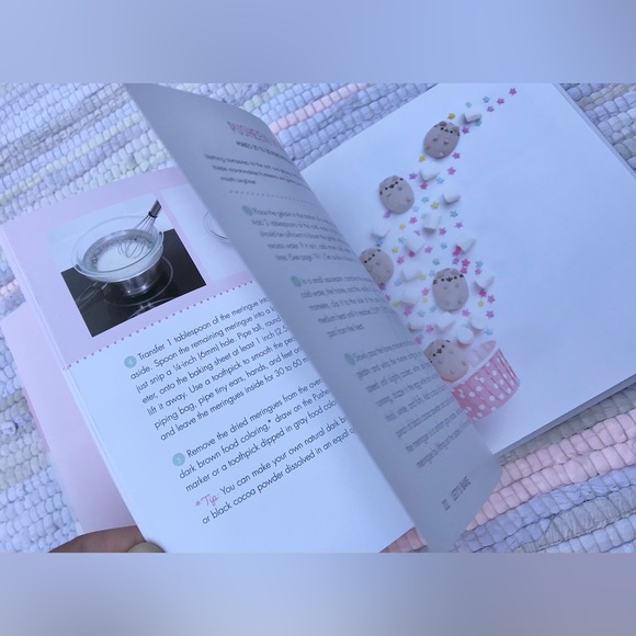 Pusheen | Kitchen | Lets Bake A Pusheen Cookbook Pizza Desserts Diy How ...